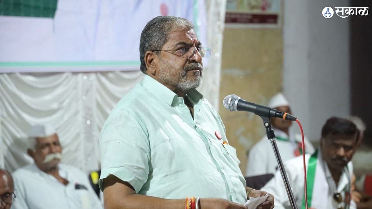 "जयंतरावांनी एक कर्मचारी माझ्या भेटी गाठींचा तपशील नोंदविण्यासाठी ...