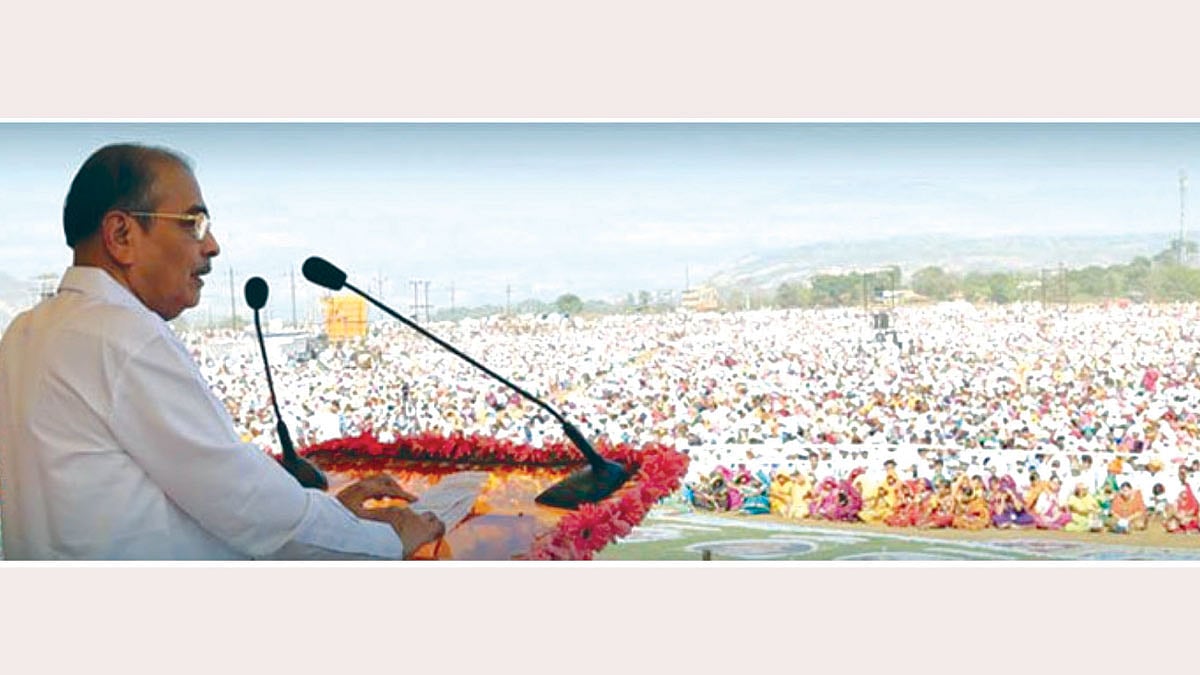 Appasaheb Dharmadhikari : मौखिक निरूपणातून समाजशिक्षण Appasaheb ...