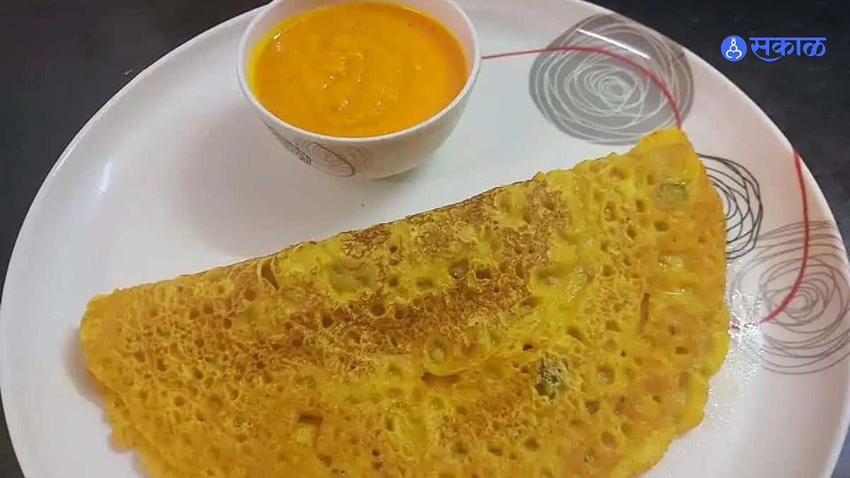 Crispy Jwariche Dhirde: नाश्त्यासाठी झटपट बनवा ज्वारीच्या पिठाचे धिरडे ...