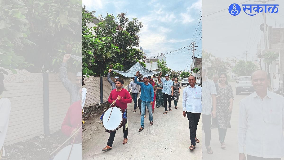 Dhule Lagna Muhurat : उर्वरित मुहूर्तावर विवाहेच्छुकांची लगीनघाई! आषाढी ...