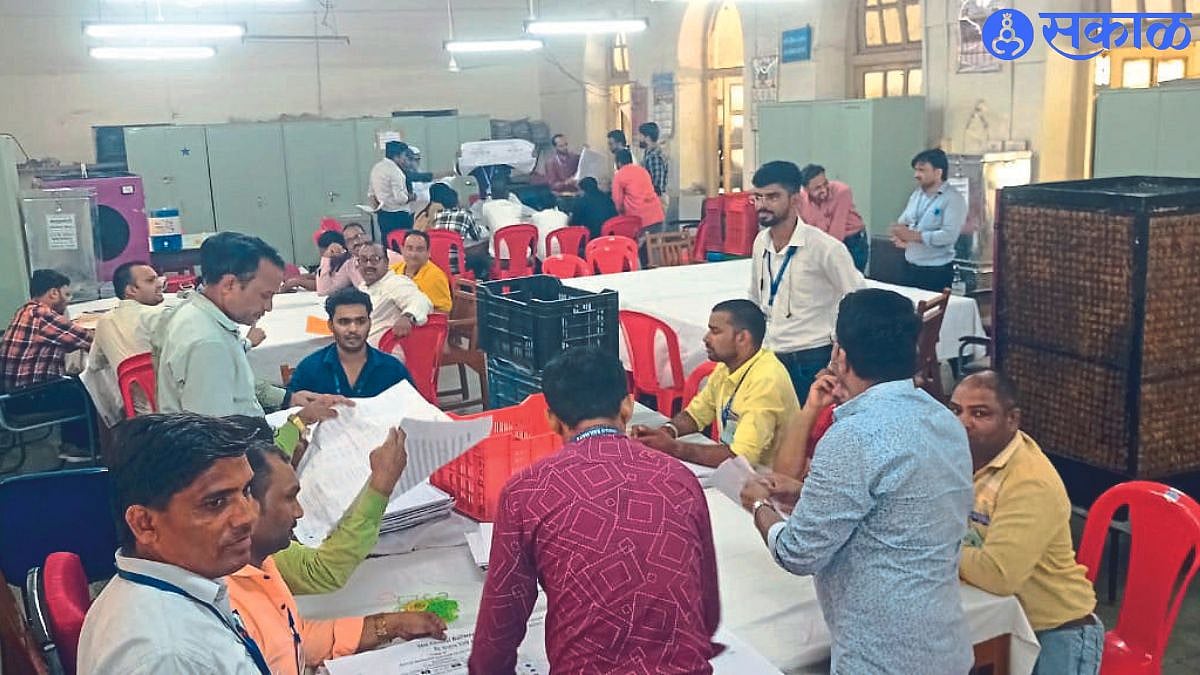 Railway ECC Election : ‘नॅशनल मजदूर युनियन’चे 10, ‘सेंट्रल’चे 8 उमेदवार ...