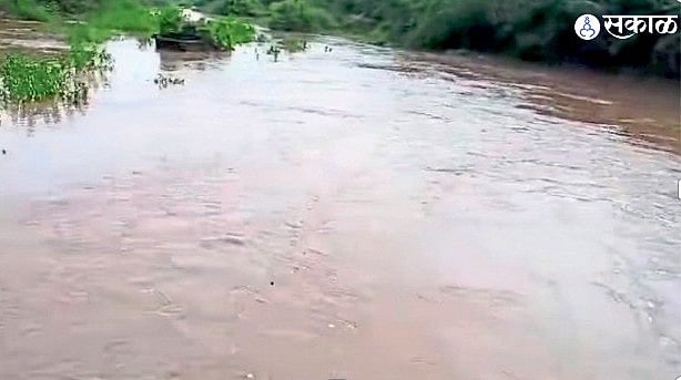 Monsoon Rain : दमदार पावसामुळे ओढे-नाल्यांना पाणी heavy rainfall and ...