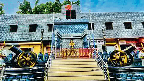 Shivsrushti : आळंदीतील शिवसृष्टी बनली आकर्षणाचे केंद्र shivsrushti in ...