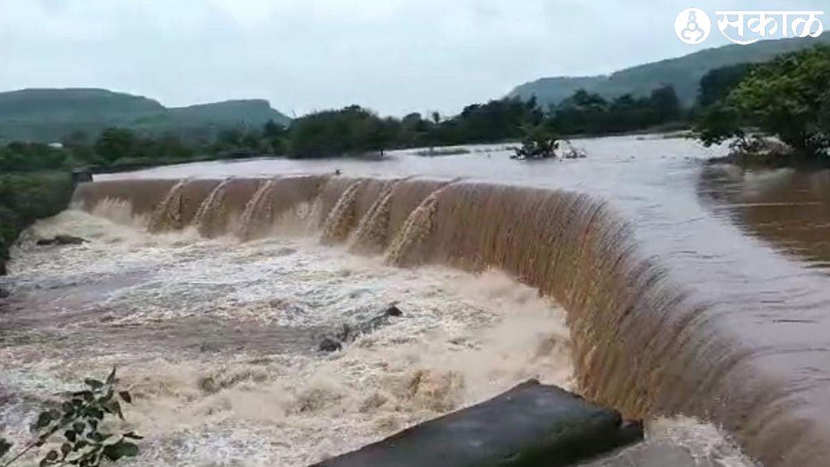 Nashik Monsoon Update: पश्चिम पट्ट्यातील पावसामुळे म्हाळुंगी नदीच्या ...