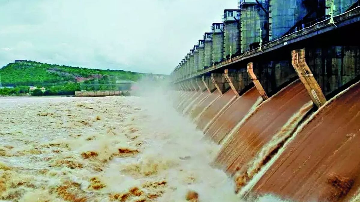 Almatti Dam : महाराष्ट्राच्या विनंतीवरुन आलमट्टी धरणातून तब्बल 1 लाख ...