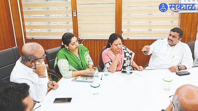 Nashik NMC: आठ दिवसांनंतर आयुक्तांना फिरणे मुश्कील! भाजप आमदारांचा ...