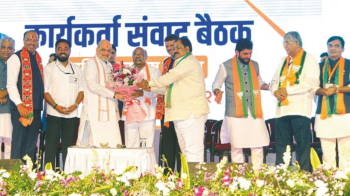 पश्‍चिम महाराष्ट्रात भाजपची ताकद वाढली! 'या' पिता-पुत्राचा BJP मध्ये ...