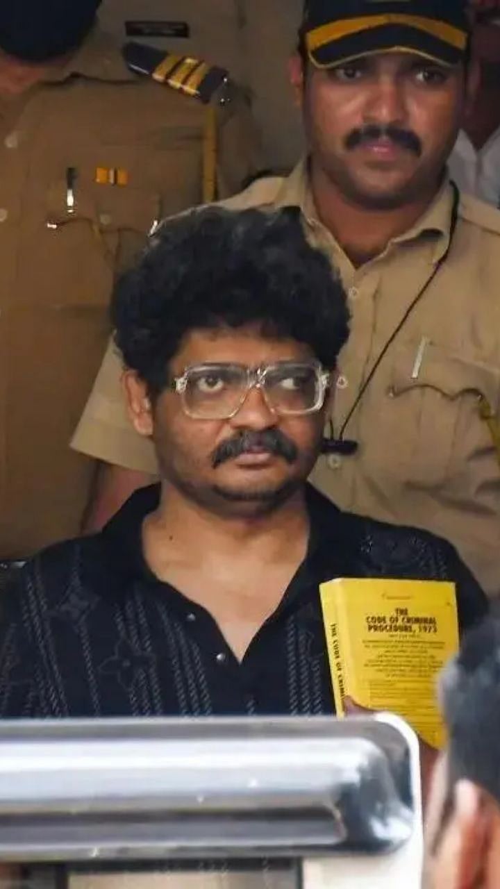 Why has Gunaratna Sadavarte kept a donkey?|Hindi Bigg Boss 18 Salman ...