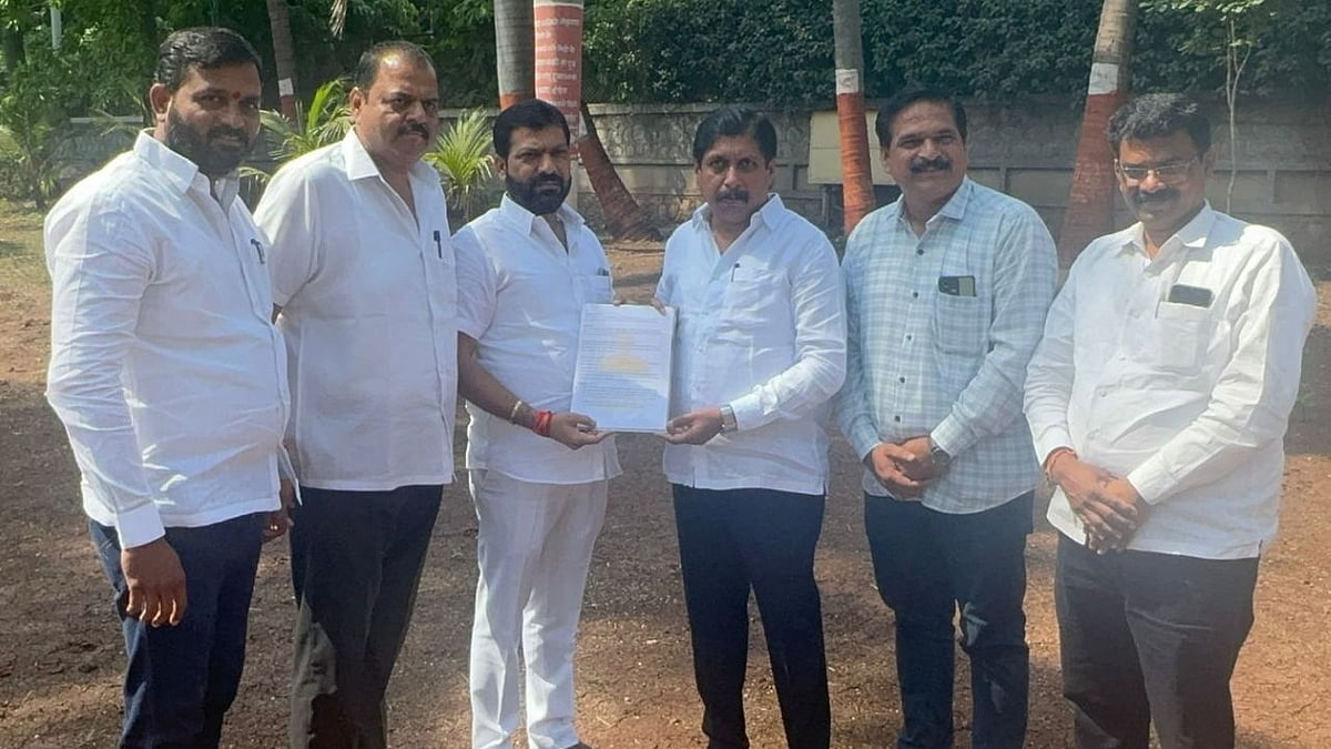 पंढरपुरात महाविकास आघाडीत बिघाडी! भालकेंनंतर आरोग्यमंत्री तानाजी ...