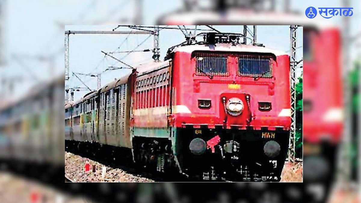 Indian Railways : नवरदेवासाठी रेल्वेनेही थांबविली गाडी...मुंबईतील ...