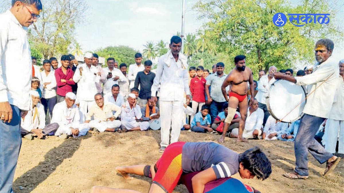 Beed Wrestling Competition : खंडोबा यात्रोत्सवानिमित्त नांदेवली येथे ...