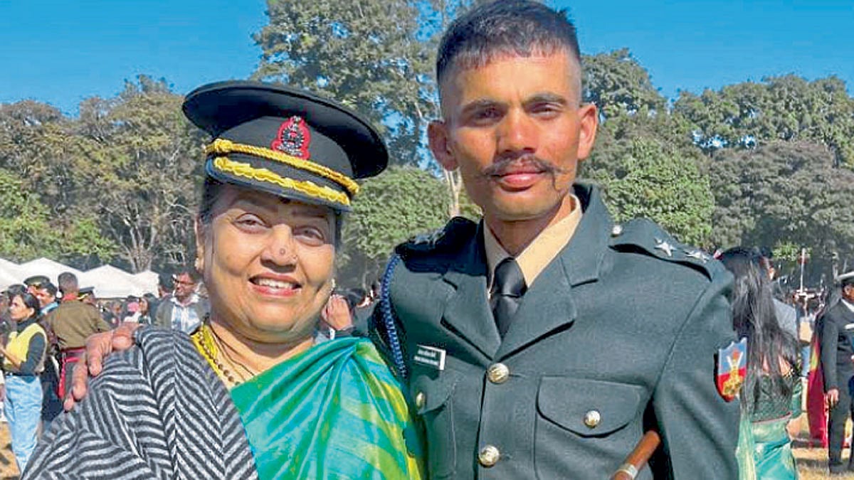 Omkar Solanke : आईचे निधन...बेताची परिस्थिती अन् ओमकार बनला अधिकारी Omkar-Solanke-Becomes indian ...