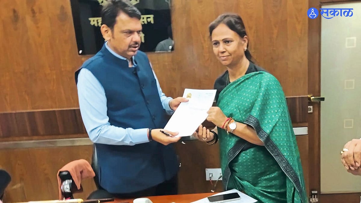 Pathardi News : ‘गोदावरी’ त दुष्काळी गावांचा समावेश करा, मोनिका राजळे यांची मुख्यमंत्र्यांकडे ...