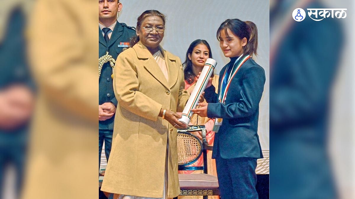 President Droupadi Murmu : अमरावतीच्या करीनाला ‘प्रधानमंत्री राष्ट्रीय बाल पुरस्कार’ प्रदान ...