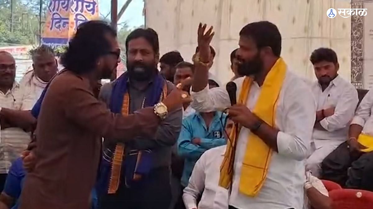 Laxman Hake: ''आरोपी वाल्मिक कराडचं समर्थन करु नका'', लक्ष्मण हाकेंना ...