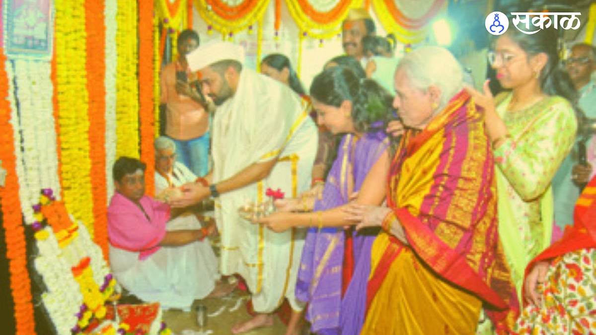 Solapur Sidheshwar Yatra 2025: सिद्धेश्वर यात्रेची सुरूवात; थोबडे आणि ...