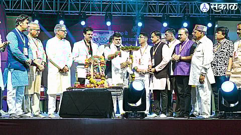 Uday Samant : नगरसाठी साडेतीन हजार कोटी : उद्योगमंत्री उदय सामंत ...