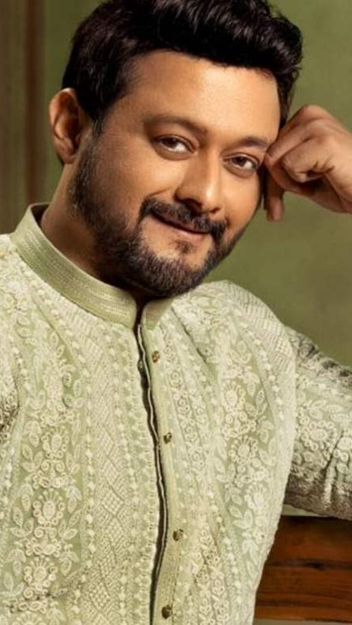 MITAWA FAME SWAPNIL JOSHI TALKED ABOUT DIVORCE WITH FIRST WIFE APARNA ...