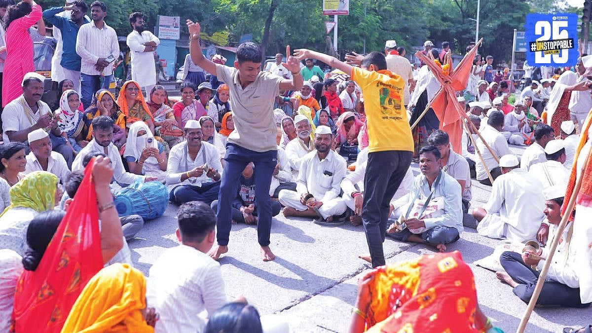 Warkari Seva : वारकऱ्यांच्या सेवेसाठी सोसायट्यांचा पुढाकार, पार्किंग ...