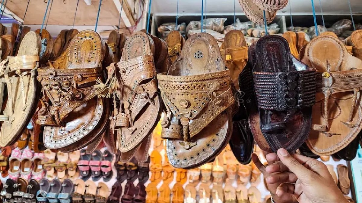 Kolhapuri Chappal Trade : मोदी सरकारचं कोल्हापुरी चप्पलसाठी मोठं पाऊल ...