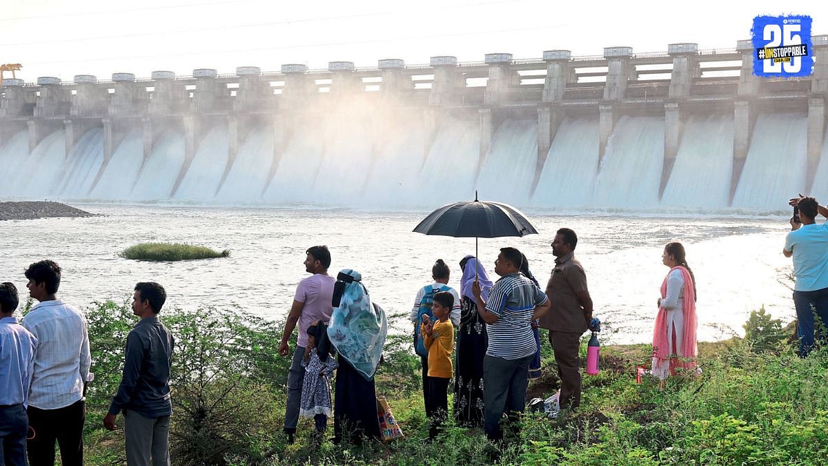 Jayakwadi Dam: नाशिकच्या पावसामुळे जायकवाडी प्रकल्प ९० टक्के भरला; १८ ...