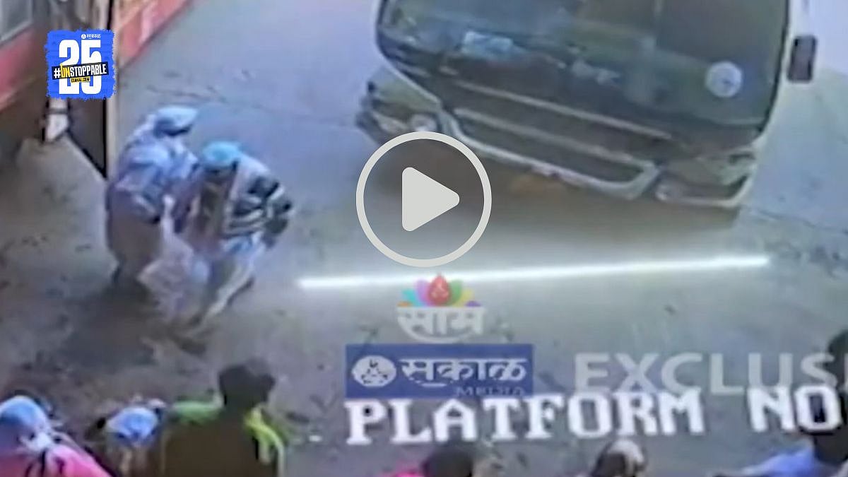 Sinnar Bus Stand Accident Video : नाशिकच्या सिन्नरमध्ये बसस्थानकातच ...