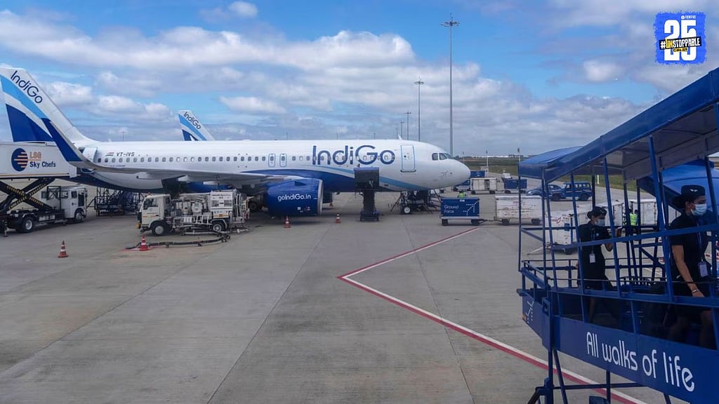 Indigo : पुण्यात ४२ विमान उड्डाणं रद्द, तिकीटाच्या किंमती लाखाच्या घरात ...