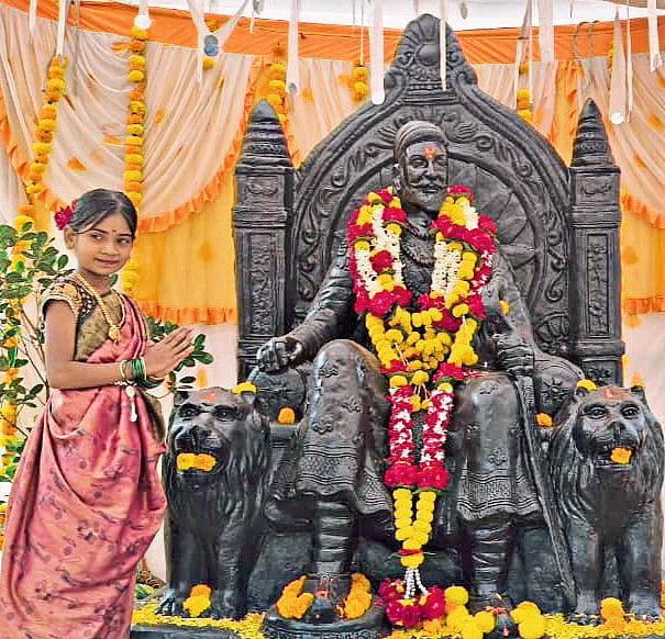Shivaji Jayanti Celebrations in Karkamb | Social and Educational ...