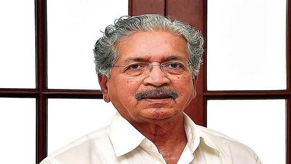'मुख्यमंत्री आजारी असल्याने राज्याच्या कारभारात काही फरक पडलेला नाही ...