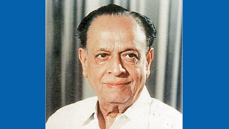 चतुरस्र नाटककार