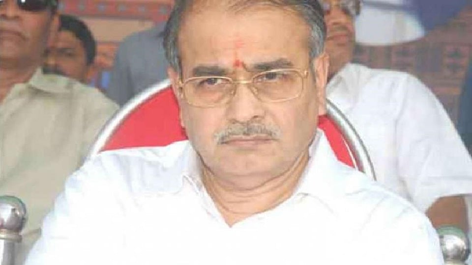 ज्येष्ठ निरुपणकार आप्पासाहेब धर्माधिकारी लीलावती रुग्णालयात...