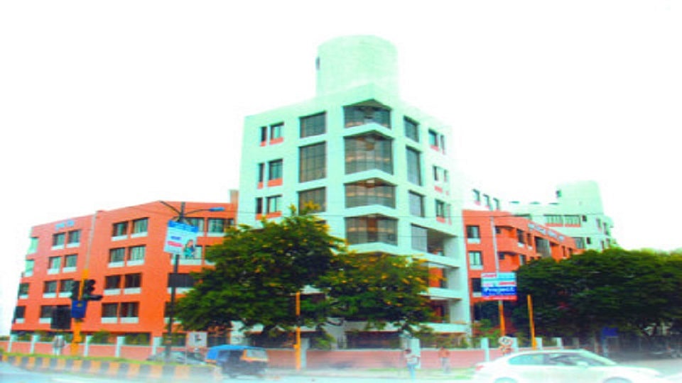 पुण्यातील या ठिकाणांमध्ये "डोअर टू डोअर व्हिजिट'