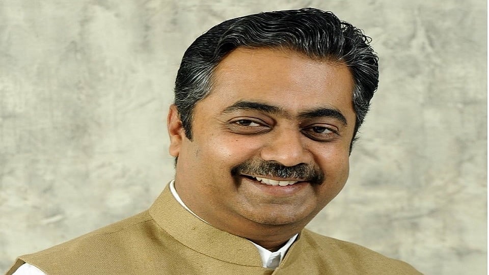 चांदवडचा दुष्काळ कुणालाच दिसत नाही! सरकारविरोधात रस्त्यावर उतरण्याची ...
