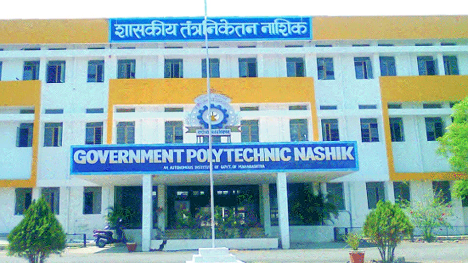 अभियांत्रिकीपाठोपाठ डिप्लोमाही ओस