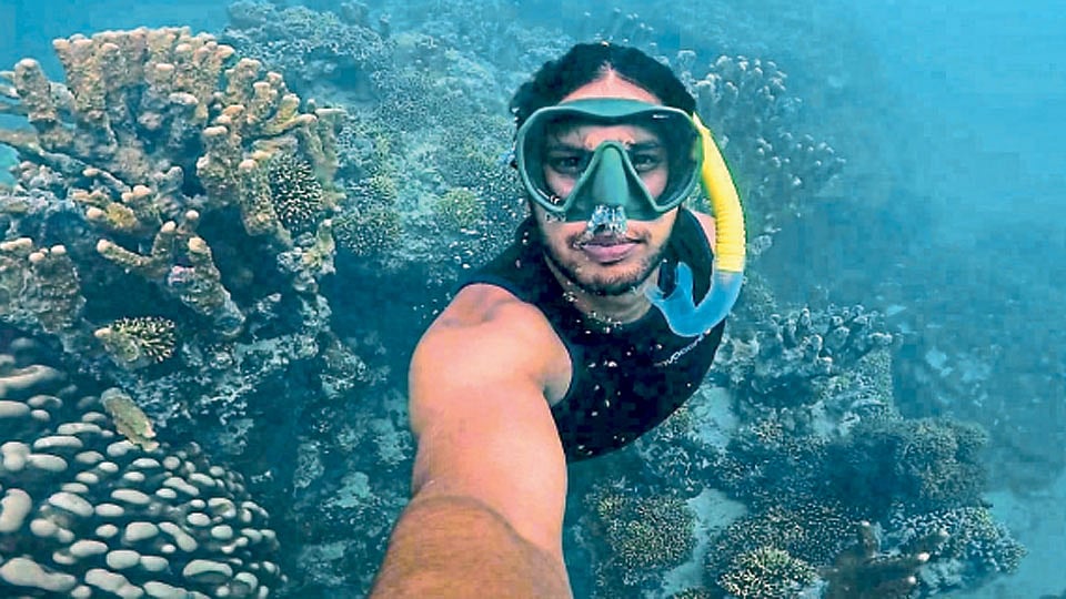 Video : अंदमानात समुद्राच्या पाण्याखालची सफर