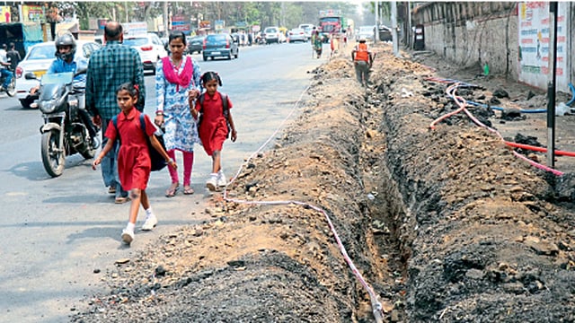 फौजदारी कारवाईस मंजुरी