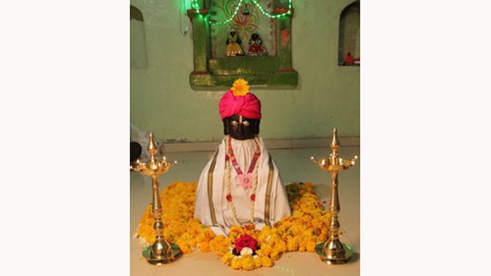 नरसी नामदेव येथे संत नामदेव महाराज जयंती महोत्‍सव सुरू