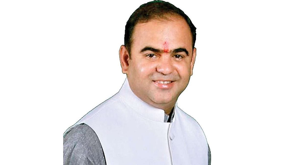 Dhule News : ‘व्हिजनरी’ सर्वसमावेशक नेतृत्व : जयकुमार रावल