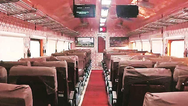 डेक्कन एक्‍स्प्रेस आता नव्या दिमाखात