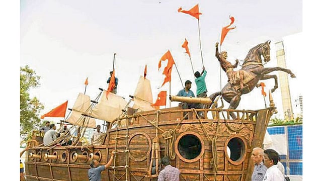 शिवाजी पार्कवर महाराष्ट्राचा चित्ररथ