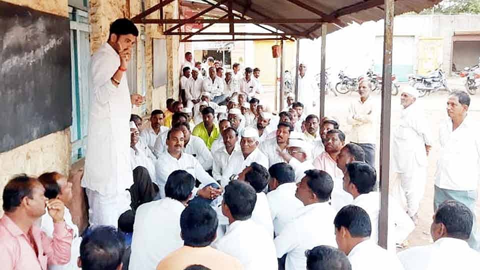 शेतकऱ्यांच्या हक्काच्या पाण्यासाठी जनआंदोलन उभारणार- प्रवीण माने