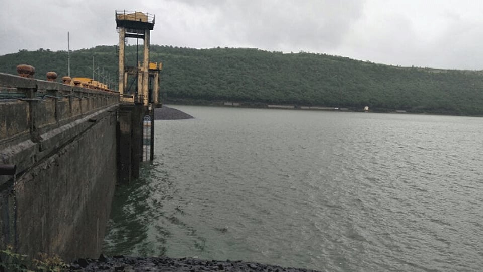 चासकमान धरणाच्या पाणीसाठ्यात वेगाने वाढ होण्यास सुरुवात