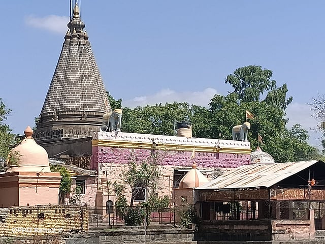 महाभारतकालीन पद्मालय गणेशाचं स्थान कशामुळे आहे, अद्भुत... जरूर वाचा