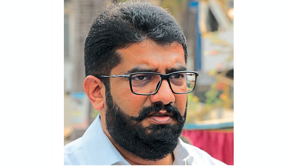 Shivendra Singh Raje : भुयारी गटार योजना ठेकेदाराला पोसण्यासाठी ...