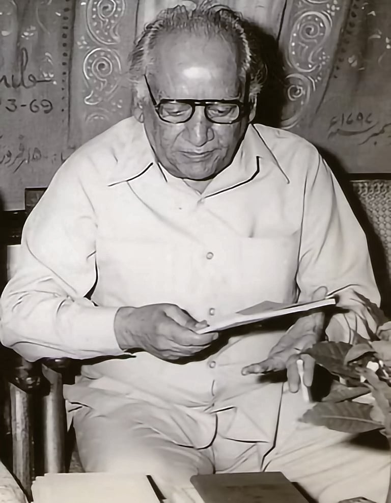 8 Lesser-Known Facts About The Poet You Know: Faiz Ahmad Faiz