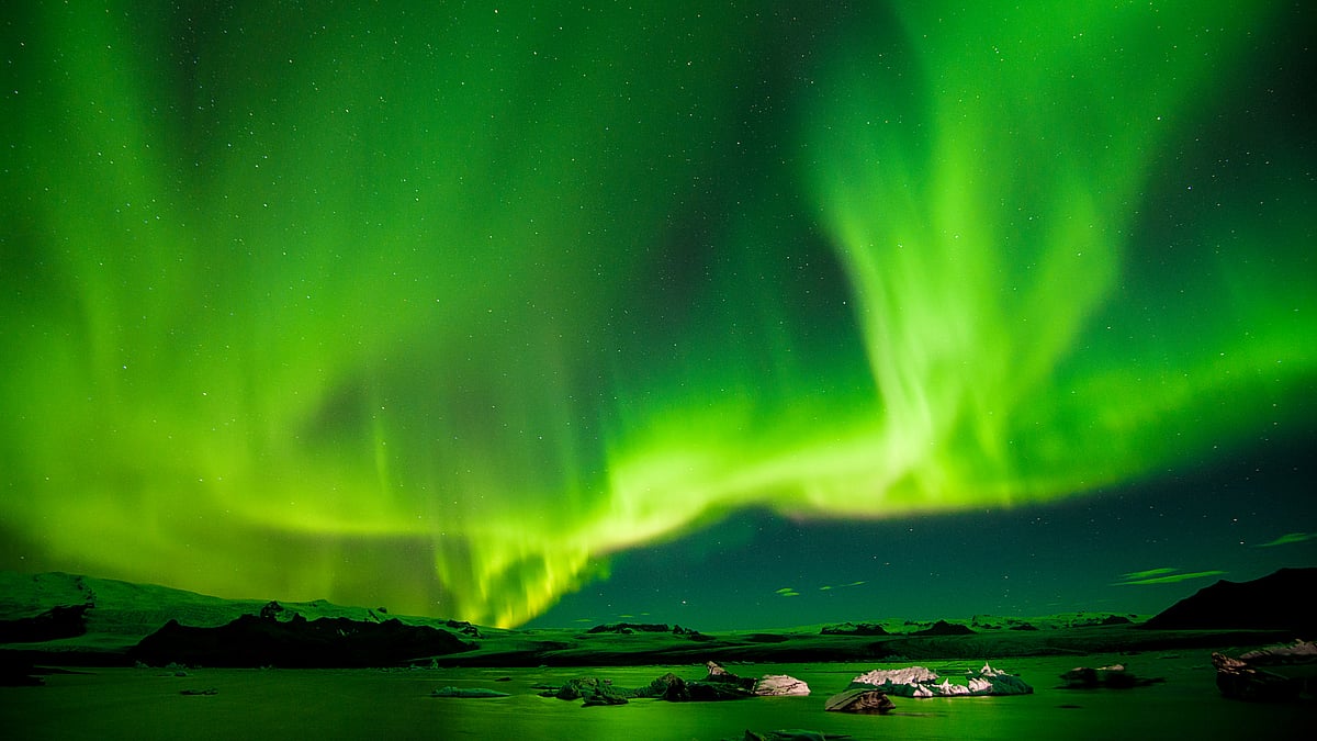 Where, When and How To Spot Aurora in India? Esquire India