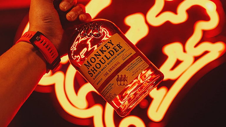 Best Whisky Under 5000 in India For House Parties From Monkey Shoulder ...