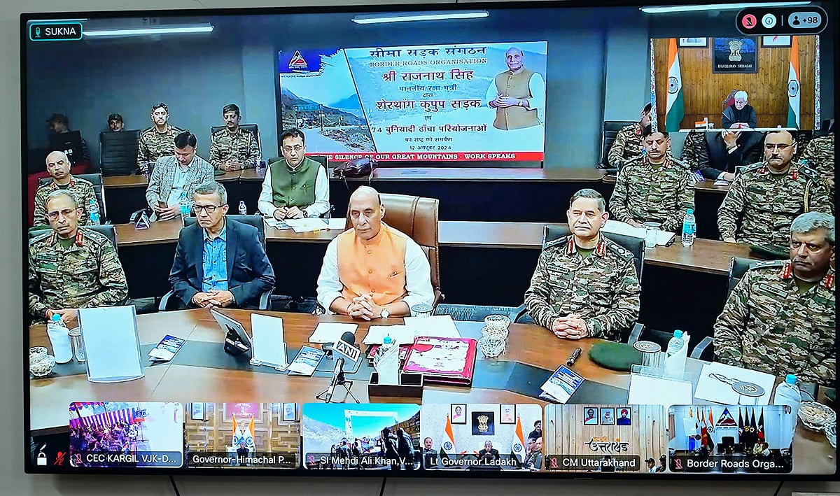 Defence Minister Rajnath Singh inaugurates 18 BRO projects in Arunachal ...