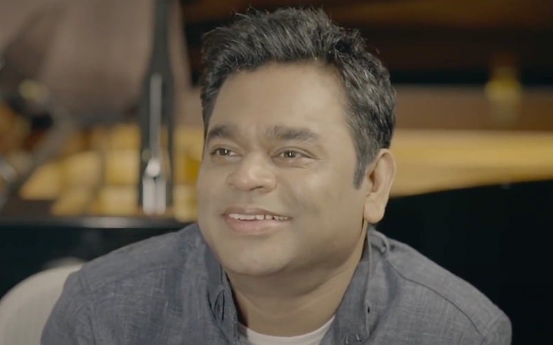 I Used To Watch People At Airports To Understand The Story Behind Every ...