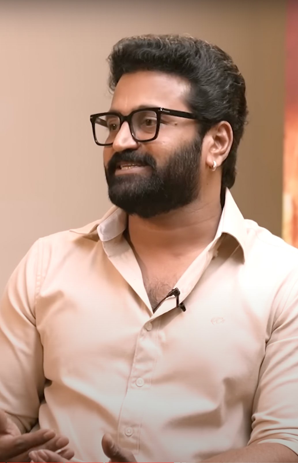 Rishab Shetty's Instagram, Twitter & Facebook on IDCrawl